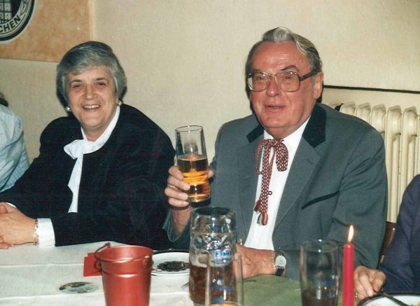 Unsere Chronik - Riesengebrgs Trachtengruppe München